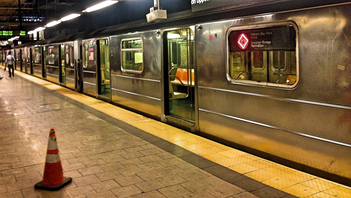 Review: 722 Miles, a History of the NYC Subway System – Lotz in Translation