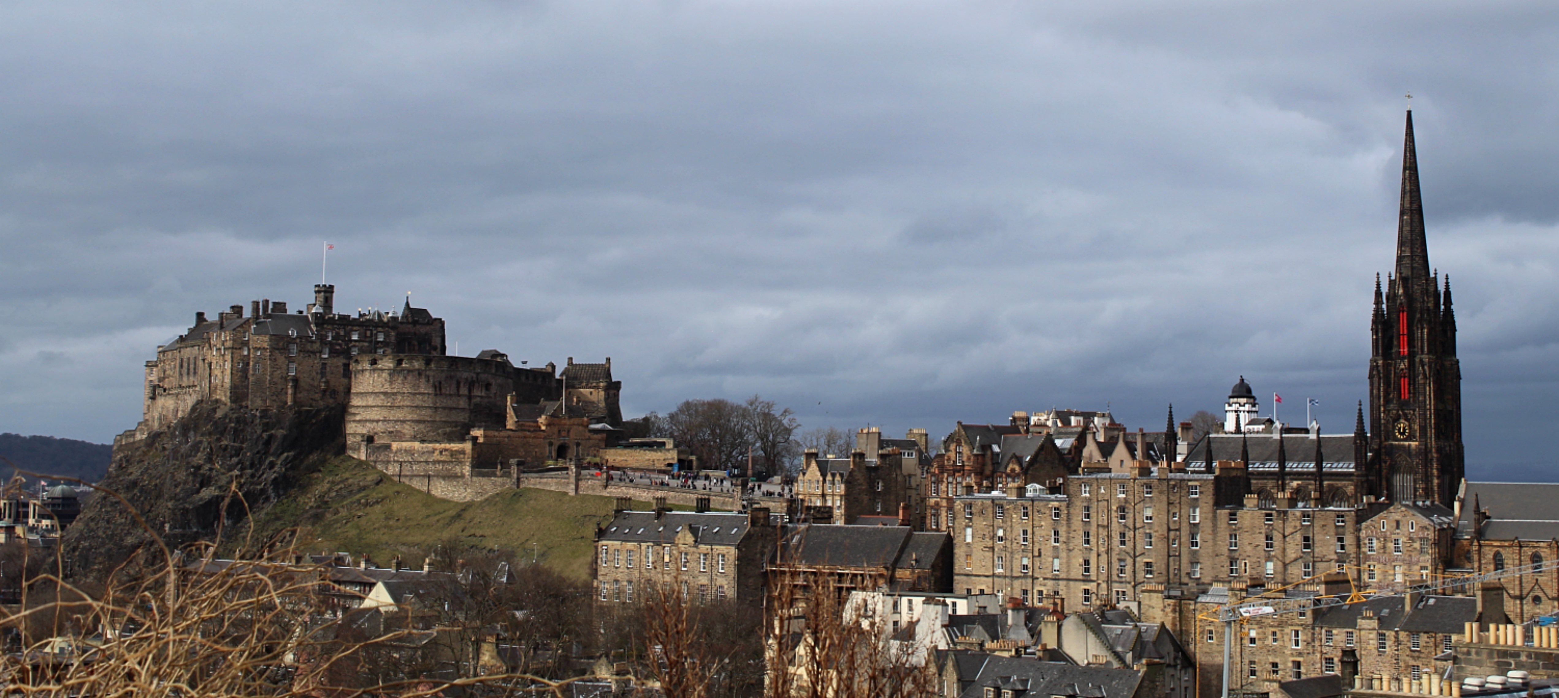 Edinburgh: Wind and Whisky – Lotz in Translation